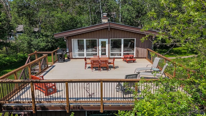Luxe Home W/ New Overlook Deck, Heirloom Vacations - Duluth, MN