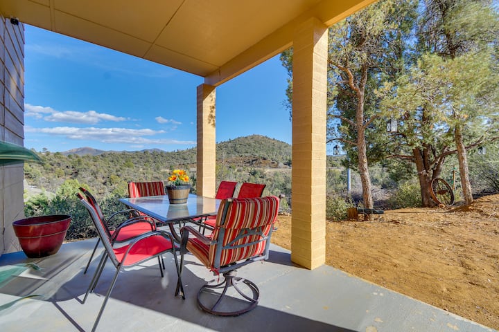 5 Mi To Dtwn Prescott: Home W/ Deck & Mtn Views - Prescott, AZ