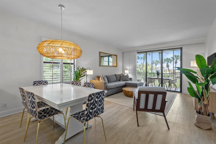 South Seas Beach Villa 2111 - Captiva, FL