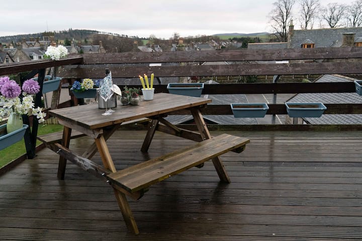 Dunedin House -Contractors - Business Travellers - Scotland