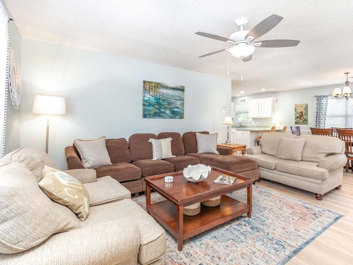 Beach Song | Pet Friendly, 3 Blocks To The Beach! - Tybee Island, GA