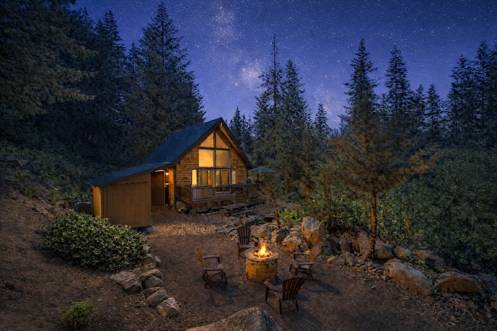 Raven Haven Lodge | Stargaze | Private | Hot Tub - Lake Wenatchee State Park, Leavenworth