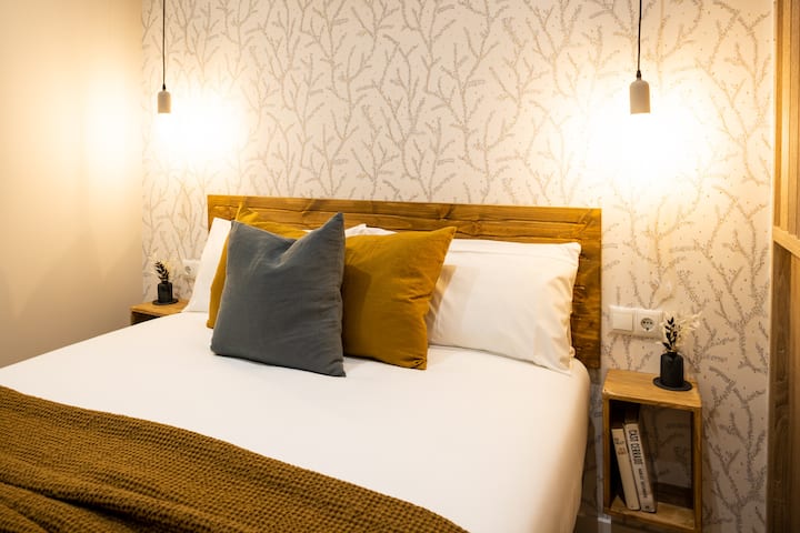 Sea Rooms | 6 Guests | Ac & Wifi | 15 Min Beach - Valencia
