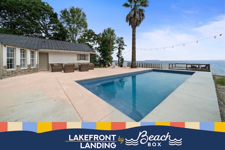 Lakefront Retreat With Pool, Game Room & Dock - Livingston, TX