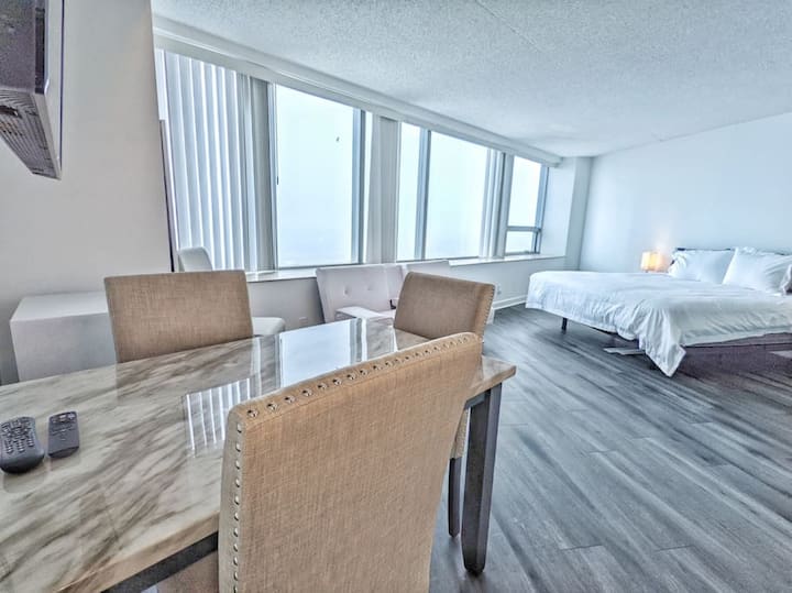 Ocean & Boardwalk Direct Views! Free Parking - Caesars Atlantic City