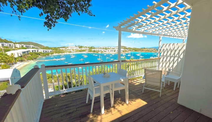 Cozy 1 Bedroom Apartment, Steps From The Beach - Saint Thomas