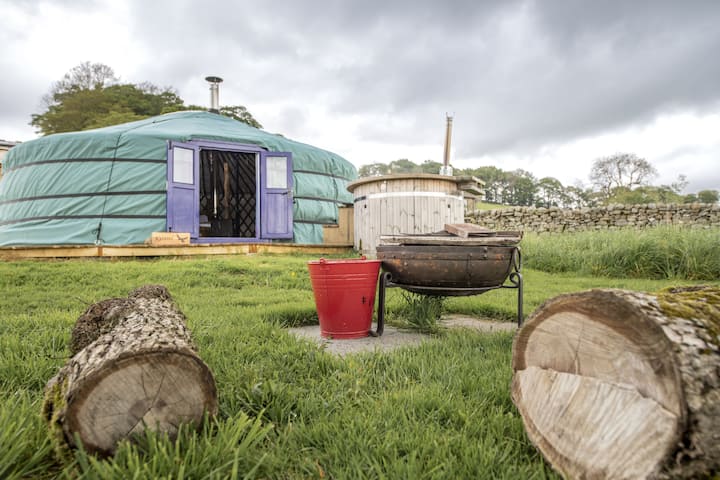Kestrel Yurt - Hawes