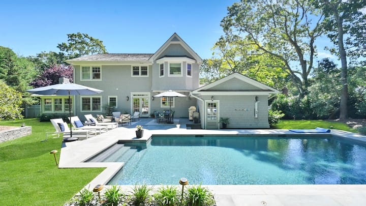 Beautifully Designed 4000 Sq Ft Hampton Traditional House, Private Pool,... - East Hampton, NY