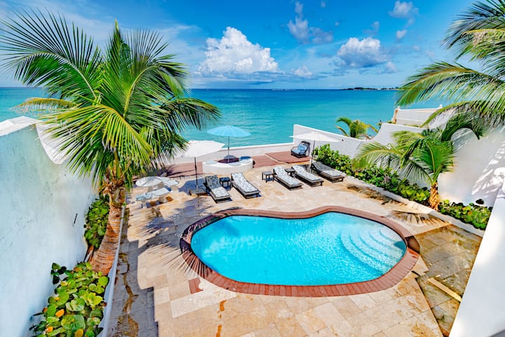 Caprice 14 Oceanfront Beach Villa - 拿騷