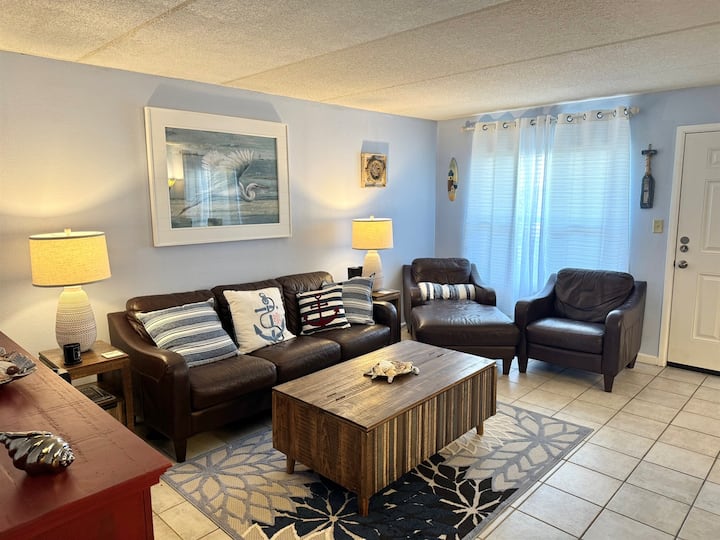 Location Hits! 1st Floor Gem Across Beach - South Padre Island, TX