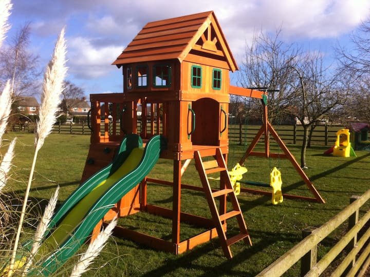 Superior Chalet With Garden View At The Poplars- P - Thirsk