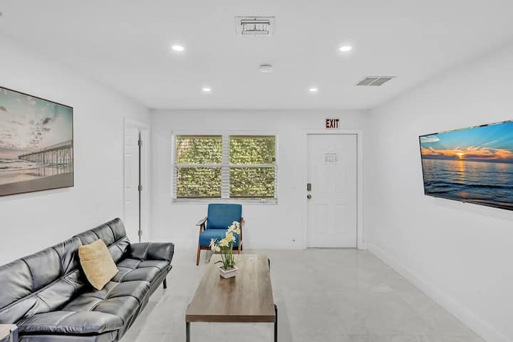 New 2 Bedroom @ Hollywood Beach And Hard Rock Lb1 - Hollywood, FL