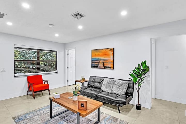 Hollywood 2 Bdrm New Furnished Beach Vacation Lb2 - Hollywood, FL