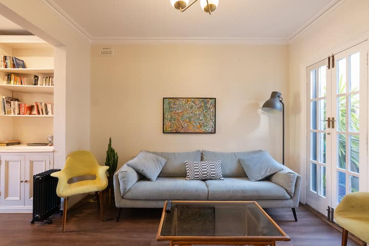 Sunny & Vibrant Home In Prime Newtown Location - Camperdown