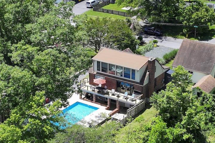 Waterfront Home W Pool & Pier Mins To Annapolis - Arnold, MD