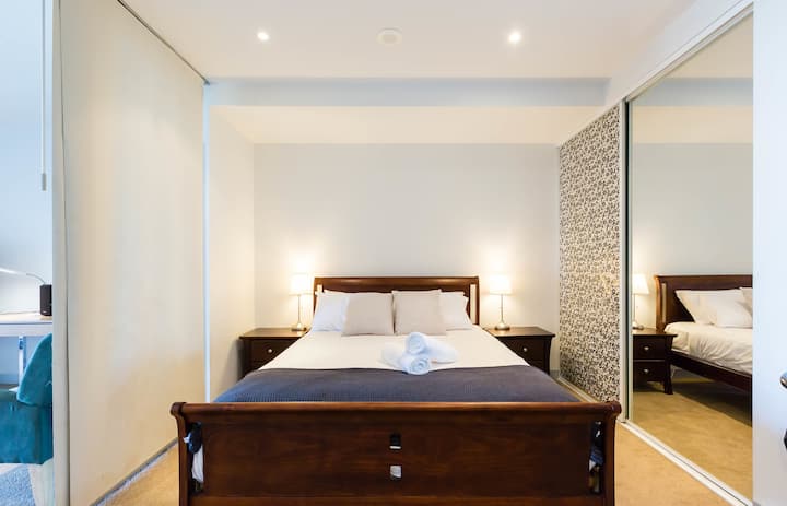 Exhibition Central: Cosy Cbd Queen Studio - Melbourne