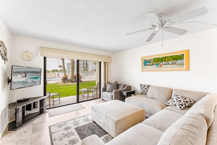 Beachy Ground Floor Walkout In Cape Canaveral! - Cape Canaveral, FL