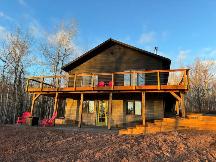 The Birch House Cabin Overlooking Lake Superior - Grand Marais
