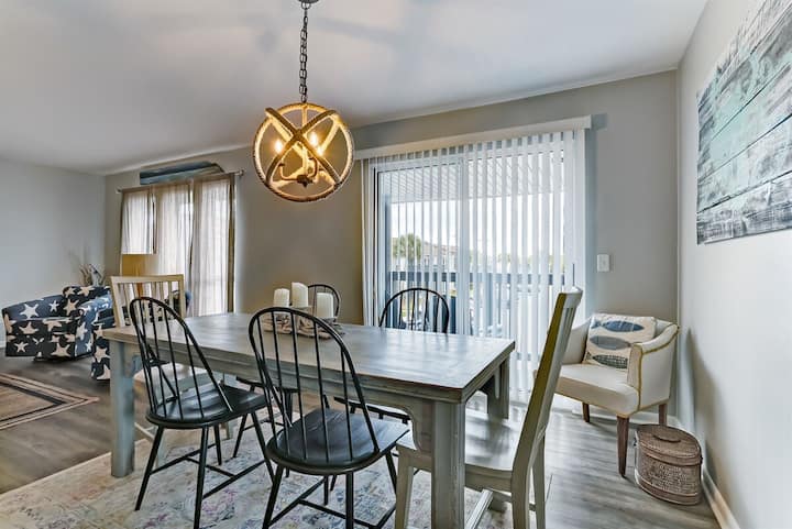 Chic 3br, Pet Friendly, Pool, Near Beach! - Amelia Island, FL