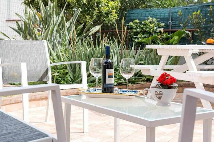 Graziosa Casa Con Giardino - A/c E Wifi - Cala Gonone