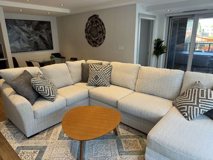 Luxury 3 Bedroom In The Heart Of Downtown Halifax - Halifax, Canada