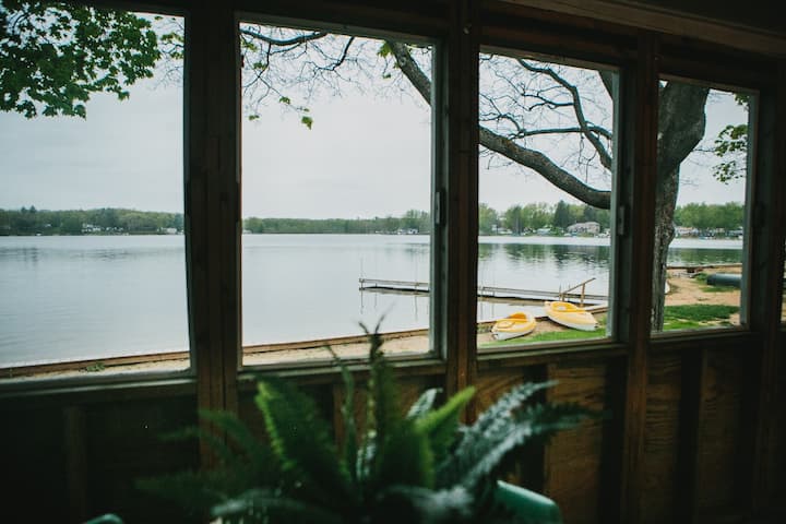 Cottage #3 - Diamond Lake, White Cloud