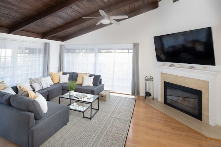 5 Bed Oasis | Ocean View, Hot Tub, Bbq, Parking - San Diego