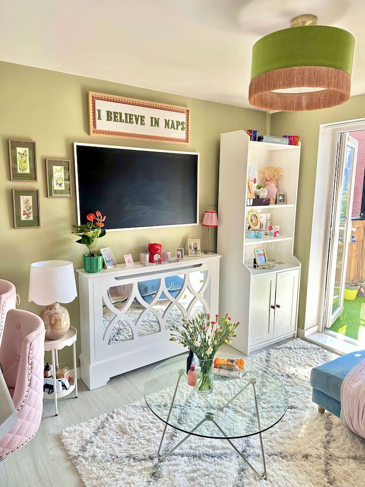 Appartement Bedfordshire: 2 Chambres, Patio Et Wif - Dunstable