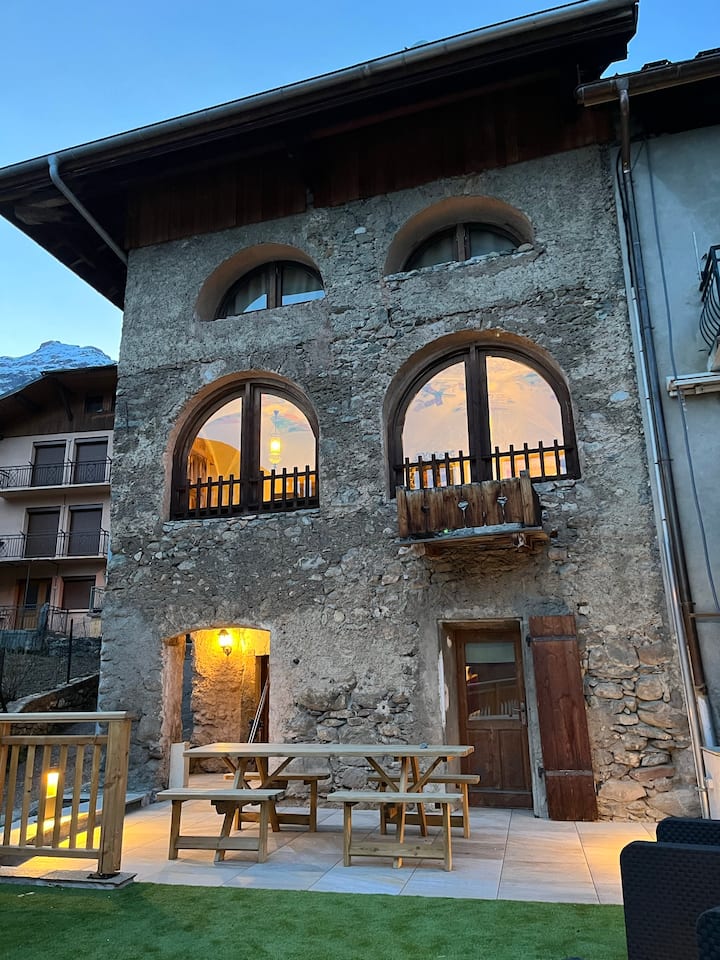 Beautifully Restored Chalet - Ideal For 3 Valleys - Saint-Martin-de-Belleville