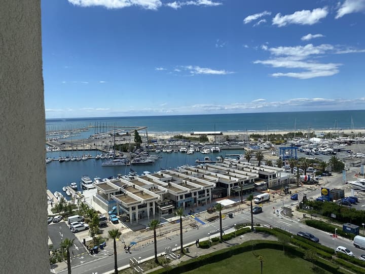 Appartement Idéalement Situé Avec Vue Mer Et Port - Port Camargue