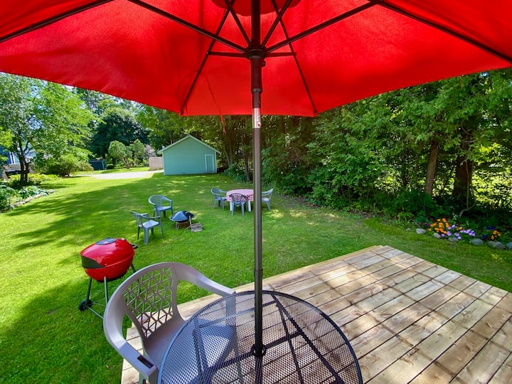 Charming Upper Unit Walk To Kitty O'reillys - Sturgeon Bay, WI