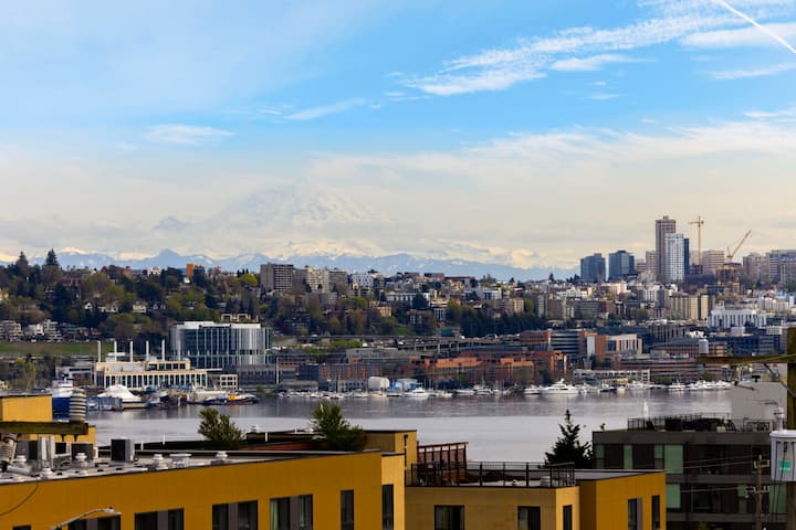 Perch - Indo Haven: Home W/rooftop View Of The Water/city/mt.rainier - Seattle