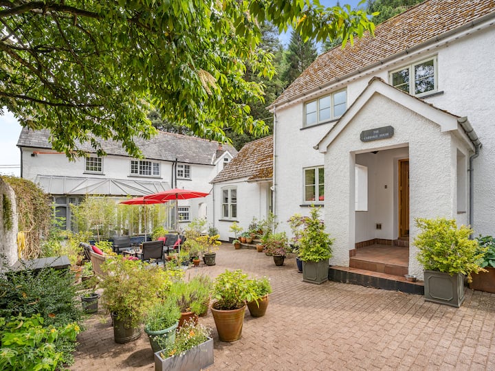 The Carriage House - Abergavenny