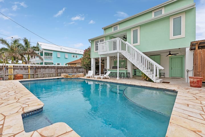 Amazing Home W/ Pool! Dog-friendly & Near Beach! - South Padre Island