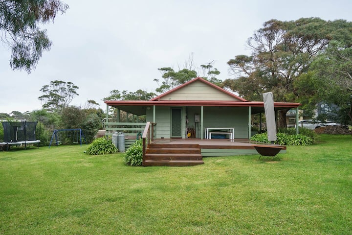 Flinders Cabin: A Cosy Family Beach Shack - Shoreham