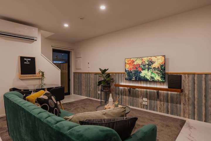 Central Stay – Sleeps 5 | Walk To Te Pae & Casino - West Coast
