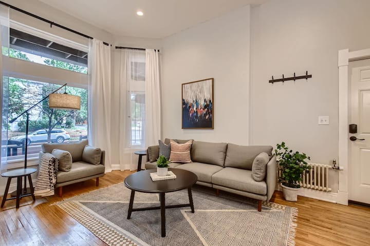 Cloud By Modern Midstay | 1 Block To City Park #C2 - Denver