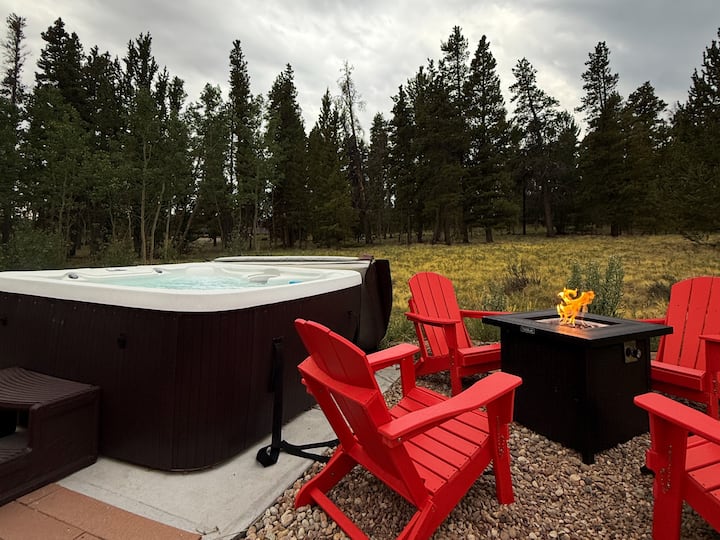 Foxtail Cabin | Hot Tub, Dog-friendly, Near Breck! - Fairplay, CO