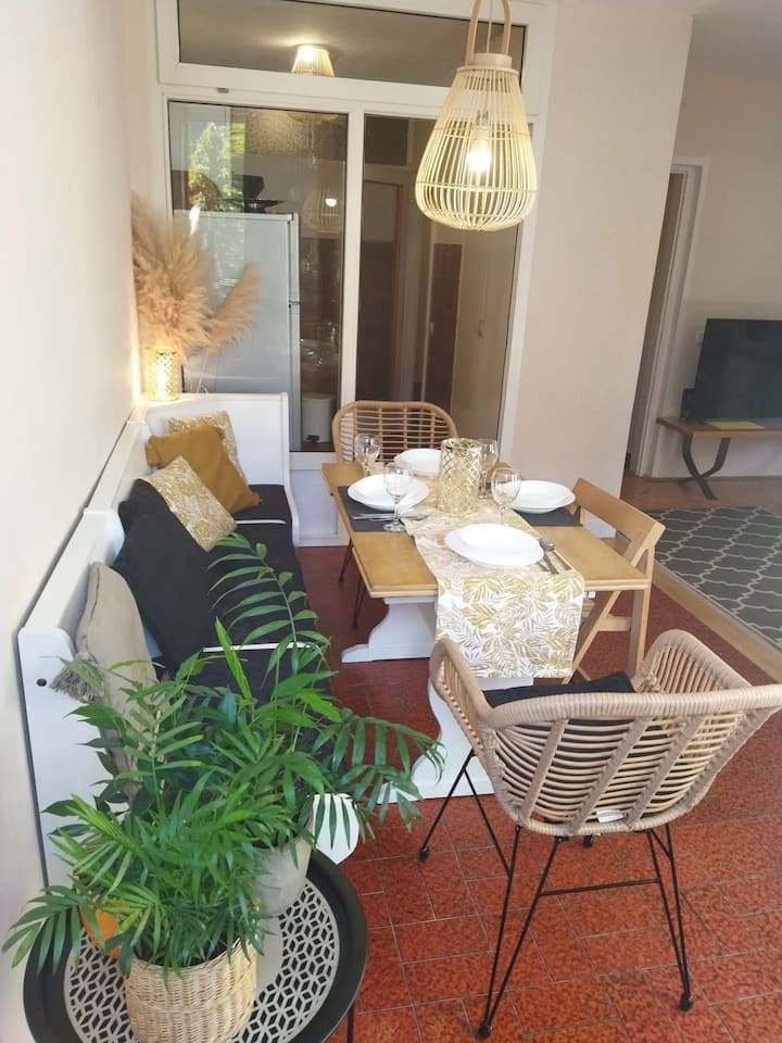 Beachfront Penthouse Boho - Two Bedroom Apartment - Omiš