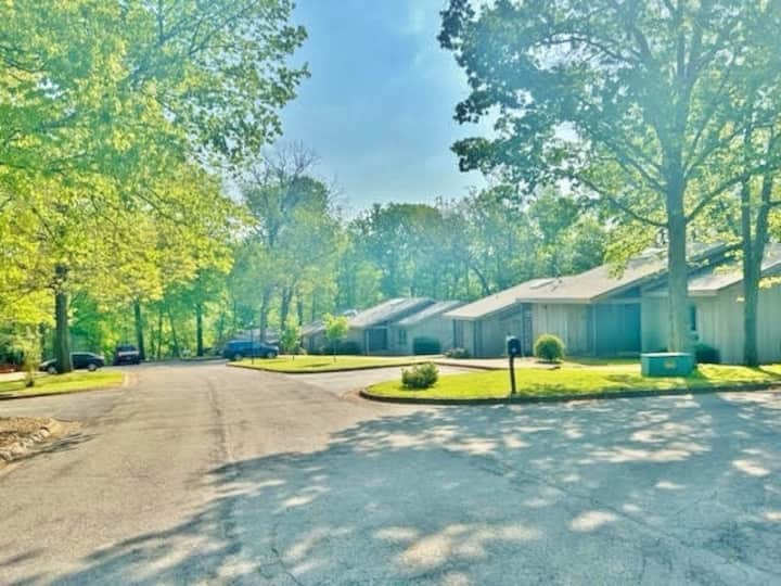 Greens One Vacation Home 02 - Bella Vista, AR