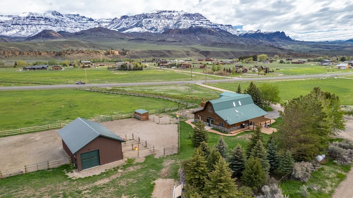 Ptarmigan Ranch- Large Family Home, On The Way To Yellowstone - Wyoming