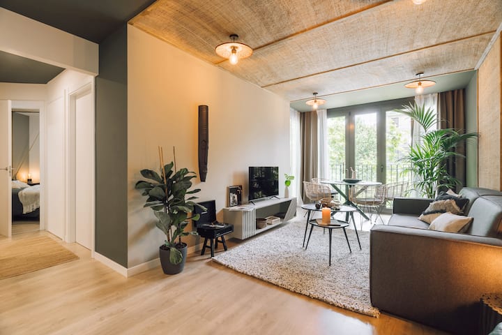 Tagbu - 2 Bedrooms And Balcony In Eixample Dreta - Barcelona