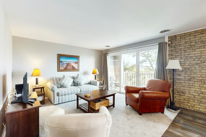 1br 3rd-floor | Balcony | Private Pool | - Rehoboth Beach, DE