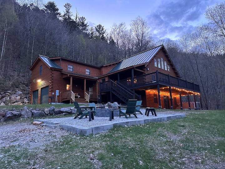 Keystone Cabin- Enjoy Ski-golf-hot Tub-game Room! - Newry, ME