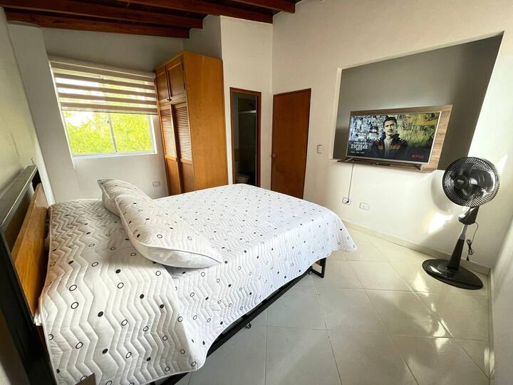 Two-floor Aparment, Spacious And Quiet - Itagüí