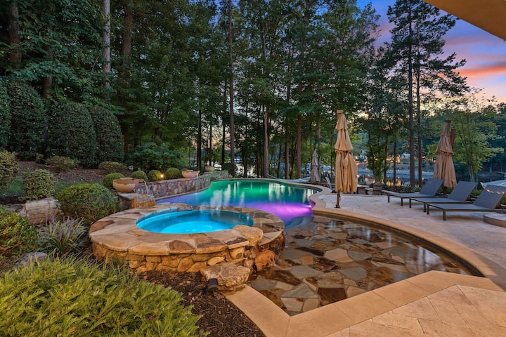 Livin' Large By Socharm | Luxury W/pool/hot Tub - Lake Norman, NC