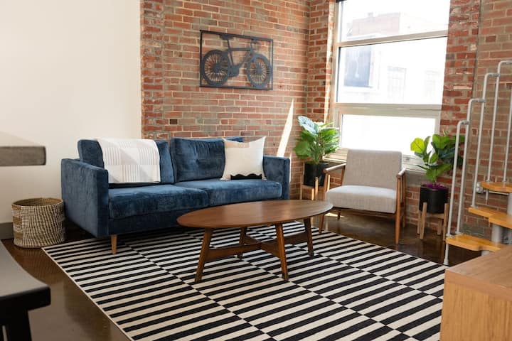 Trendy 1br Loft Near It All - Roanoke
