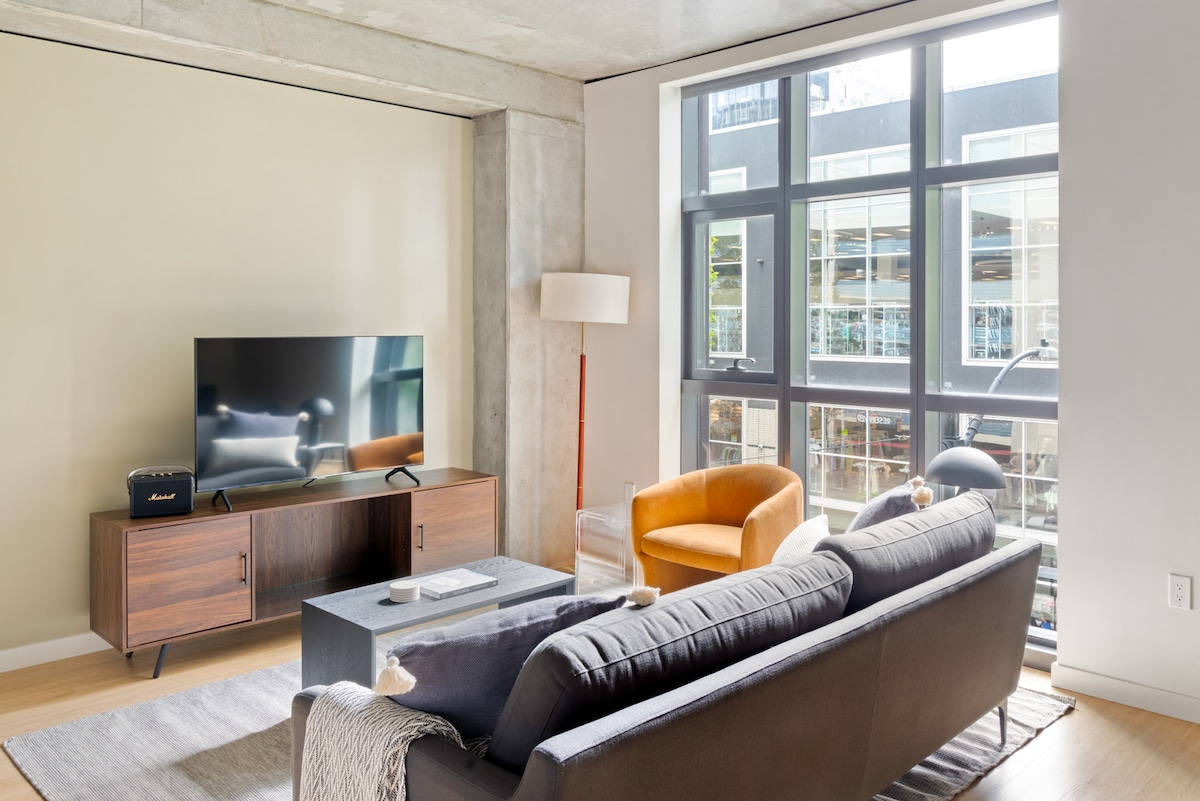 Blueground | Downtown, gym, nr dining & shops - Flats for Rent in ...