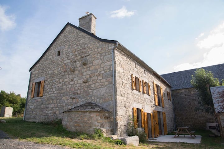Gîte Le Pré De Chabanettes 6/8 Personnes - Saint-Chély-d'Apcher