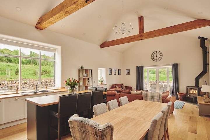 Stunning Stone Barn - Hot Tub - Rural Views - Appleby-in-Westmorland